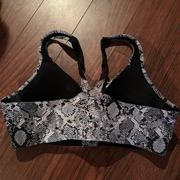 Victoria's Secret | Pants & Jumpsuits | Rare Victorias Secret Snakeskin ...